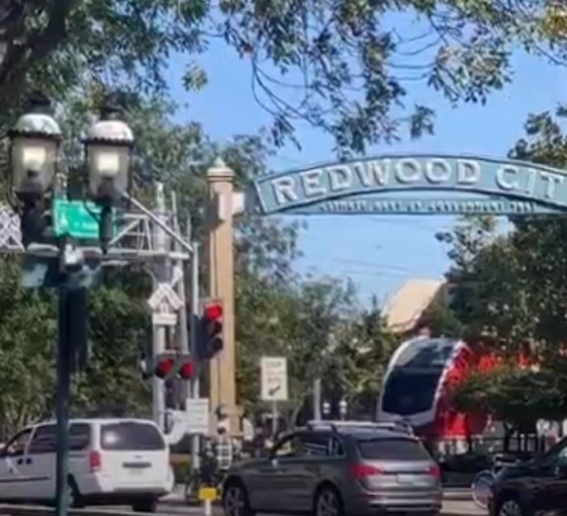 Power-related incident causes Caltrain delays