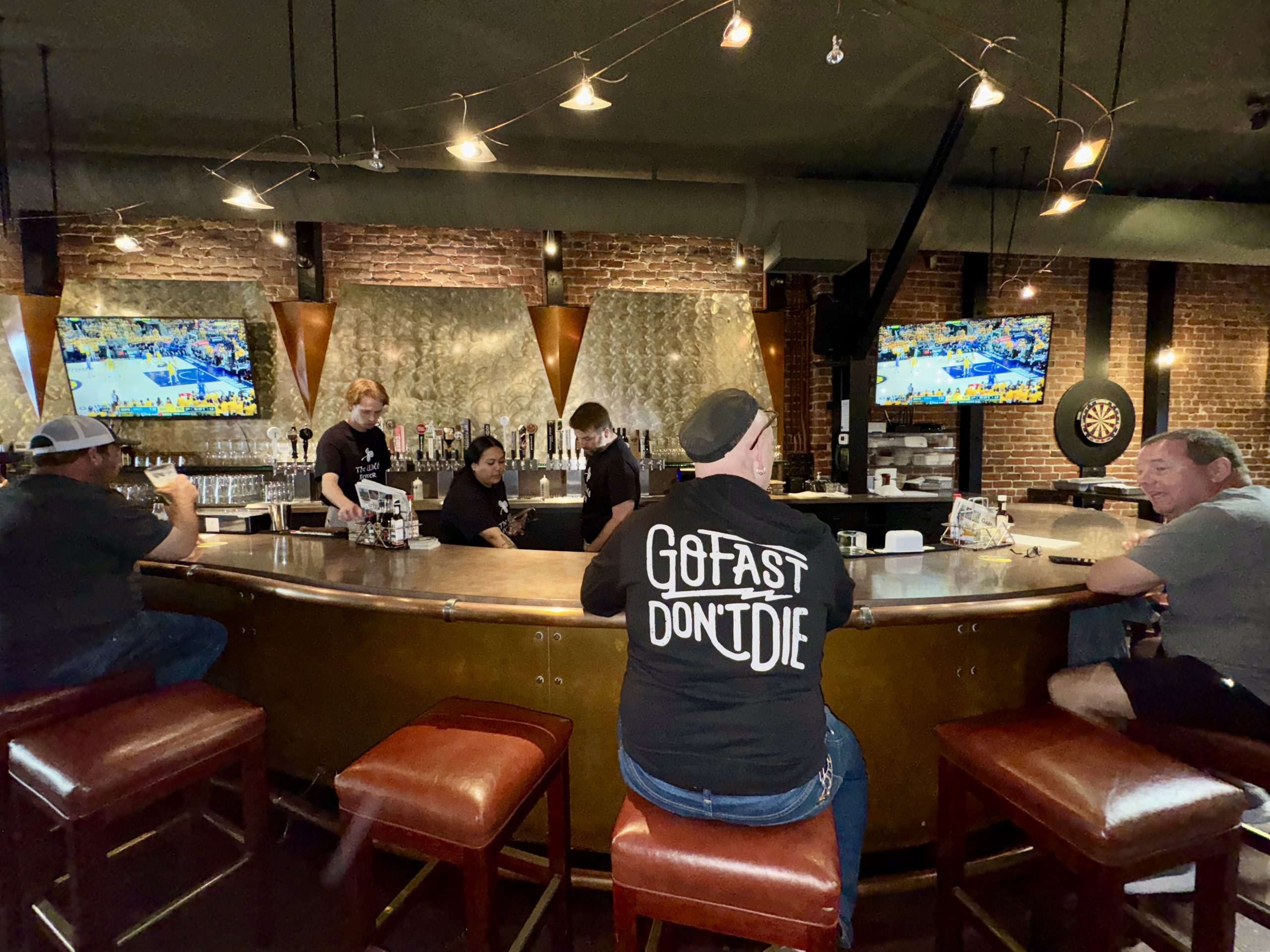 ‘I kept the bones of City Pub’: Irish pub The Wild Rover opens in ...