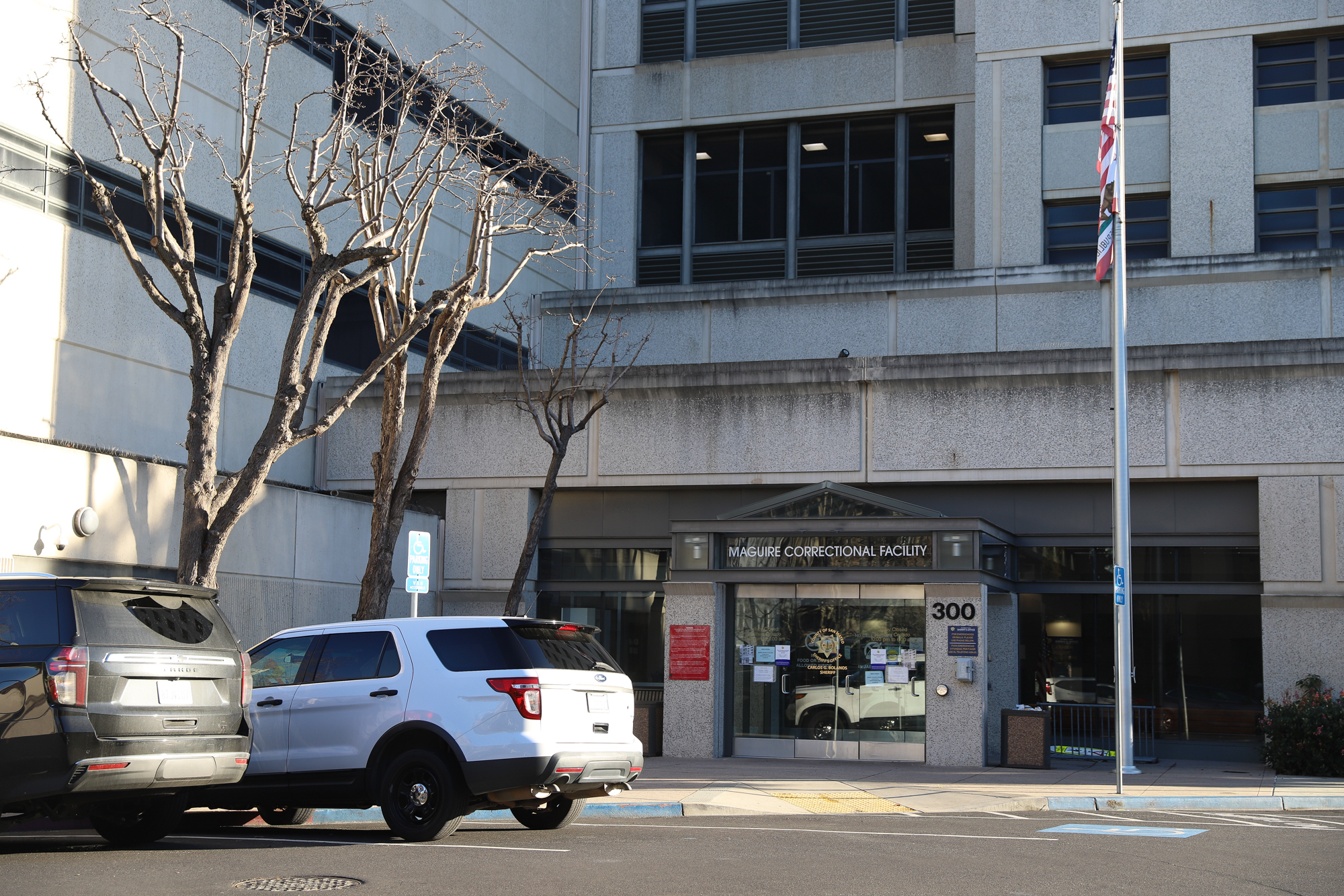 Jail light malfunction prompts fire department response - Redwood City ...