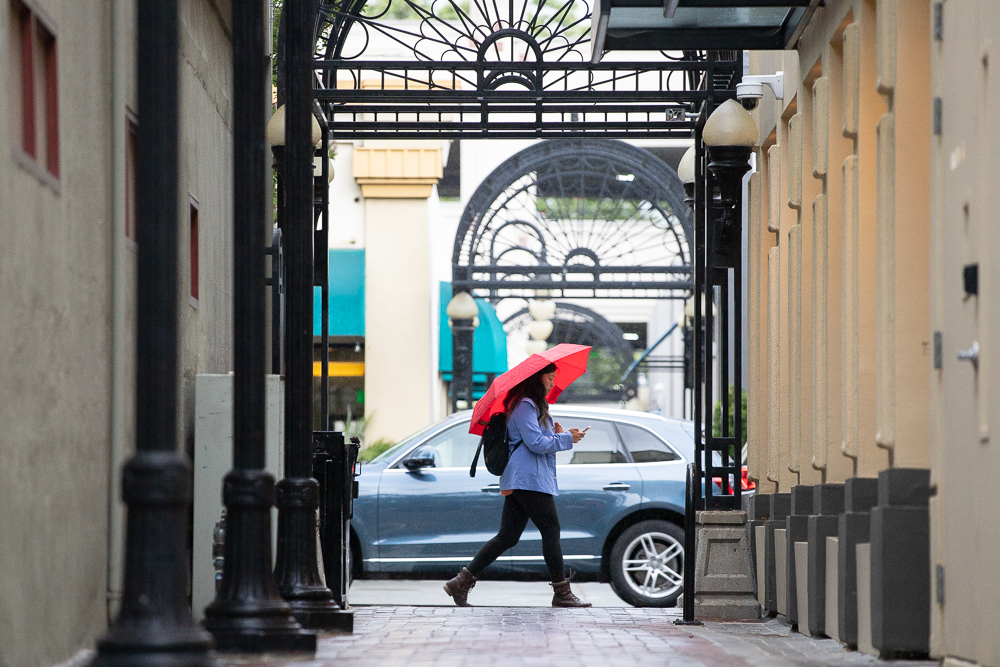 Storm brings rain, coastal flooding to Bay Area on Monday - Redwood ...